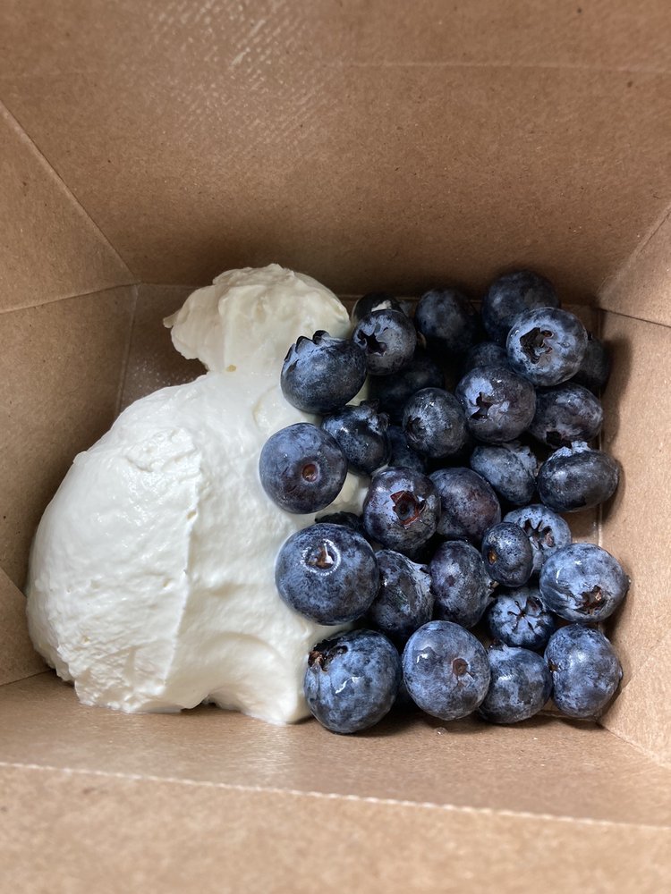 MADISON CHOCOLATE COMPANY - 85 Photos & 58 Reviews - 729 Glenway St ...