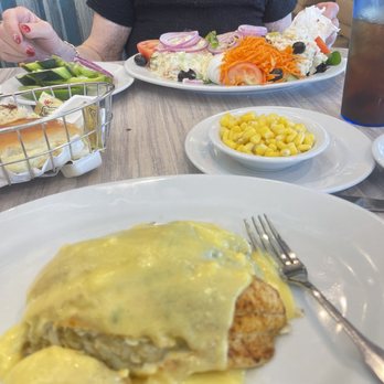 PANDORA DINER - Updated November 2024 - 40 Photos & 47 Reviews - 1741 S ...