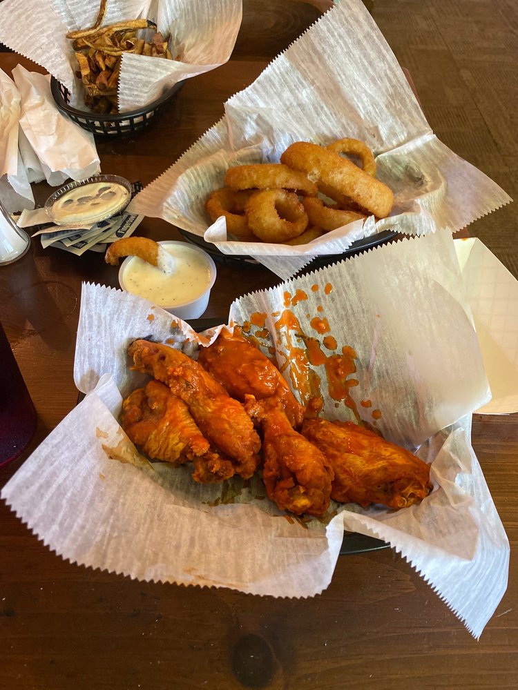 STATION 20 TAP & TABLE - Updated November 2025 - 11 Photos & 11 Reviews ...