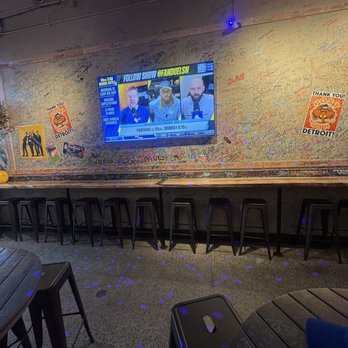 THE POST BAR - Updated December 2025 - 42 Photos & 17 Reviews - 1325 ...