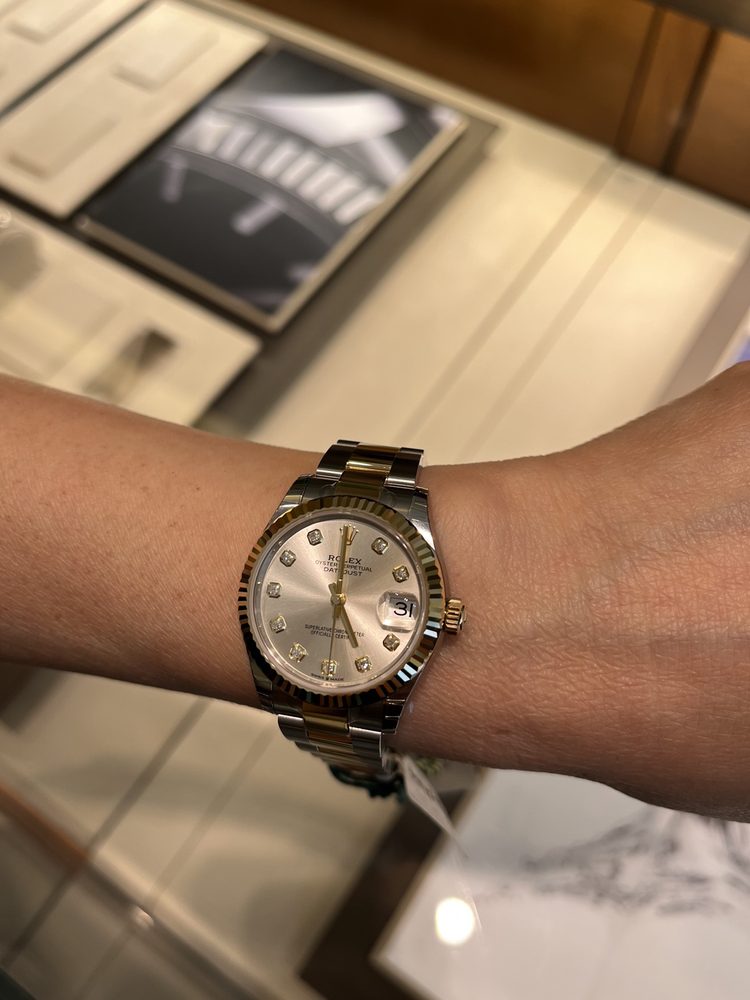 ROLEX BOUTIQUE - GEARYS RODEO DRIVE - Updated April 2024 - 63 Photos ...