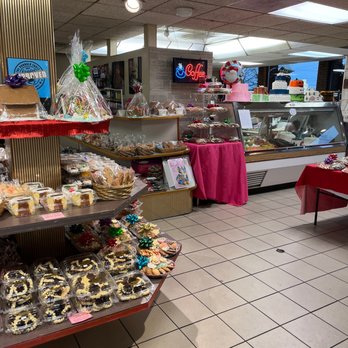 HERMANS BAKERY AND CATERING - Updated July 2025 - 152 Photos & 86 ...