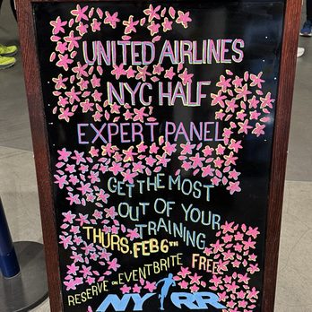 NYRR RUNCENTER FEATURING THE NEW BALANCE RUN HUB - Updated December ...