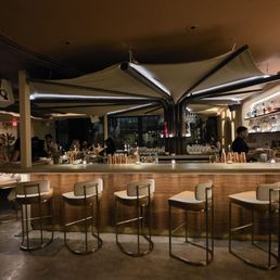 MELROSE - Updated July 2025 - 199 Photos & 167 Reviews - 2517 Ralph St ...