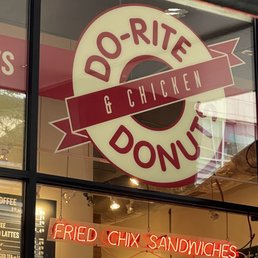 DO-RITE DONUTS & CHICKEN - Updated December 2025 - 647 Photos & 409 ...