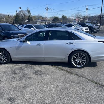 SARANT CADILLAC - Updated October 2025 - 35 Photos & 51 Reviews - 4339 ...