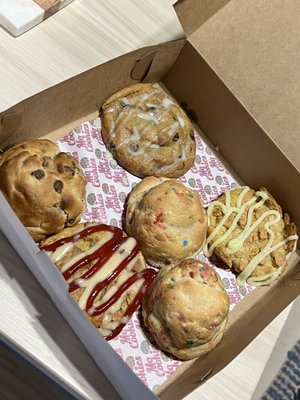 MO COOKIES - Updated September 2025 - 41 Photos & 40 Reviews - 1705 W ...