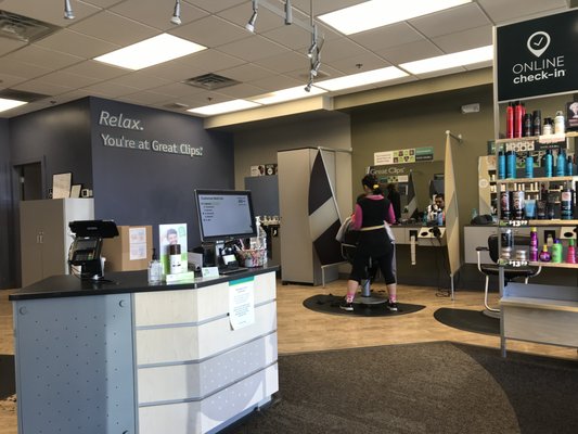 GREAT CLIPS - Updated May 2026 - 11 Reviews - 2165 Wealthy St SE, Grand ...