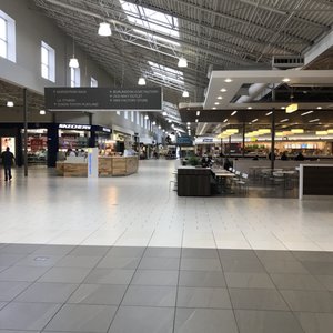 THE OUTLET COLLECTION SEATTLE - 135 Photos & 169 Reviews - Shopping ...