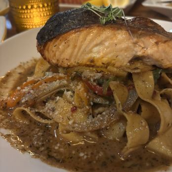 ESTELLA - Updated November 2025 - 283 Photos & 241 Reviews - 49 Temple ...