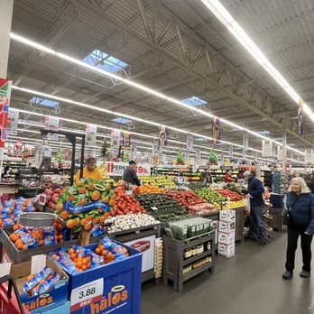 HY-VEE - Updated November 2025 - 498 Photos & 107 Reviews - 1500 ...
