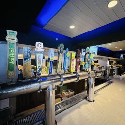 WATERFRONT - Updated December 2025 - 394 Photos & 391 Reviews - 131 SW ...