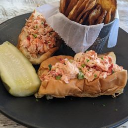 NICHOLAS BARREL & ROOST - 525 Photos & 409 Reviews - 160 NJ-35, Red ...