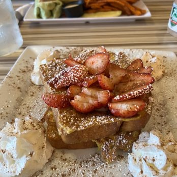 AMA BISTRO - Updated July 2025 - 159 Photos & 161 Reviews - 215 S State ...