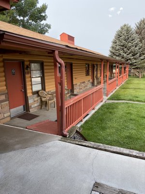 COUNTRY LODGE - Updated July 2025 - 19 Photos & 37 Reviews - 1624 E ...