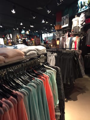 CROPP TOWN - Updated June 2025 - Al. Jana Pawła II 82, Warszawa, Poland ...