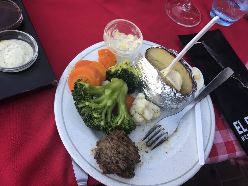 EL RANCHO - Updated October 2025 - 22 Photos - Av. Sá Carneiro, 27-30 ...