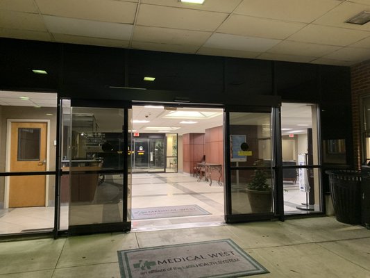 UAB MEDICAL WEST HOSPITAL - Updated October 2025 - 25 Photos & 19 ...