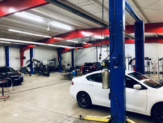 TOM & ED’S AUTOBODY OF CEDAR LAKE - Updated January 2026 - 44 Photos ...