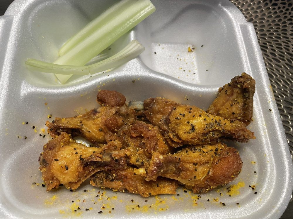 HOTLANTA WINGS - Updated June 2025 - 16 Photos & 47 Reviews - 6761 Hwy ...