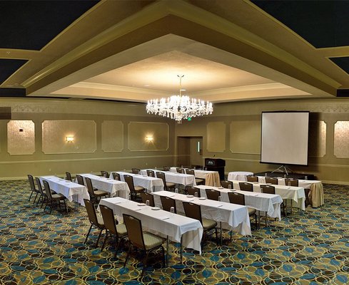 TURF VALLEY RESORT - Updated April 2024 - 139 Photos & 94 Reviews ...