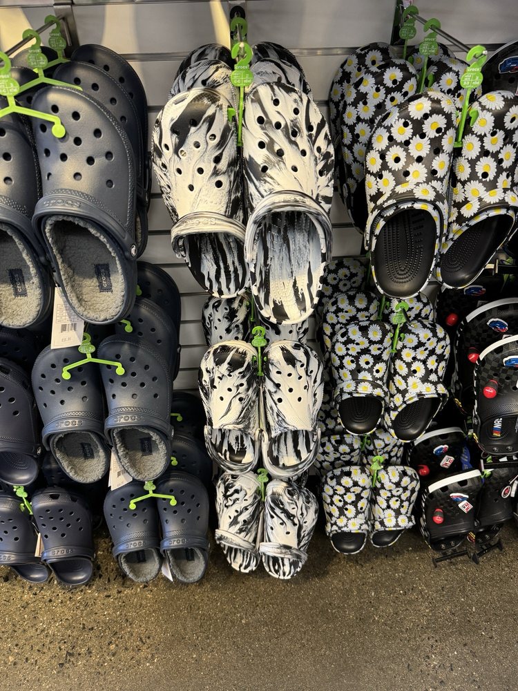 CROCS - Updated October 2025 - 345 US Route 1, Kittery, Maine - Shoe ...