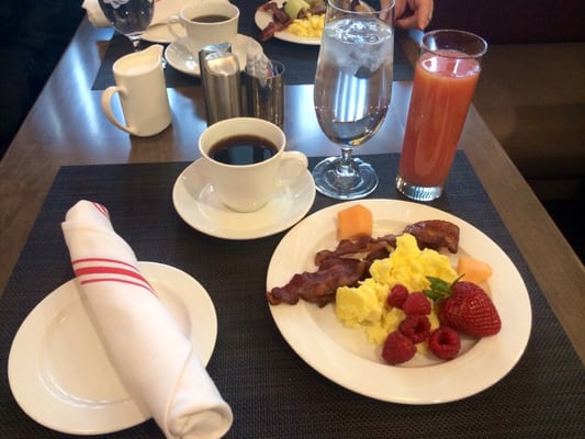 DOUBLETREE BY HILTON HOTEL BRISTOL, CONNECTICUT - Updated January 2026 ...