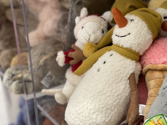 CHAPTERS - Updated December 2025 - 43 Photos & 15 Reviews - 9952 170 St ...