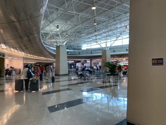 MIAMI AIRPORT RENTAL CAR CENTER - Updated December 2024 - 64 Photos ...