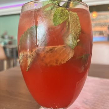 QUE RICO CUBAN CAFE - Updated August 2024 - 77 Photos & 56 Reviews ...