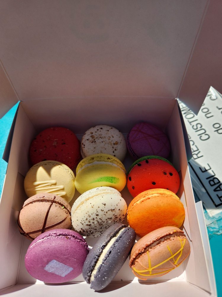 BON MACARON PATISSERIE - 72 Photos & 60 Reviews - 1012 Broad Street ...