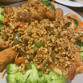 THAI TANIUM RESTAURANT - Updated May 2025 - 462 Photos & 404 Reviews ...