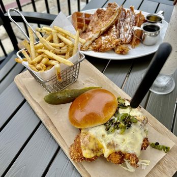 WAYPOINT CAFE - Updated June 2024 - 1521 Photos & 1810 Reviews - 325 ...