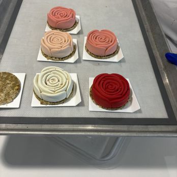 D’CARAMEL PATISSERIE - Updated October 2024 - 83 Photos & 28 Reviews ...