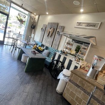 CHIT CHAT CAFE - 450 Photos & 288 Reviews - 273 W Louise Ave, Manteca ...