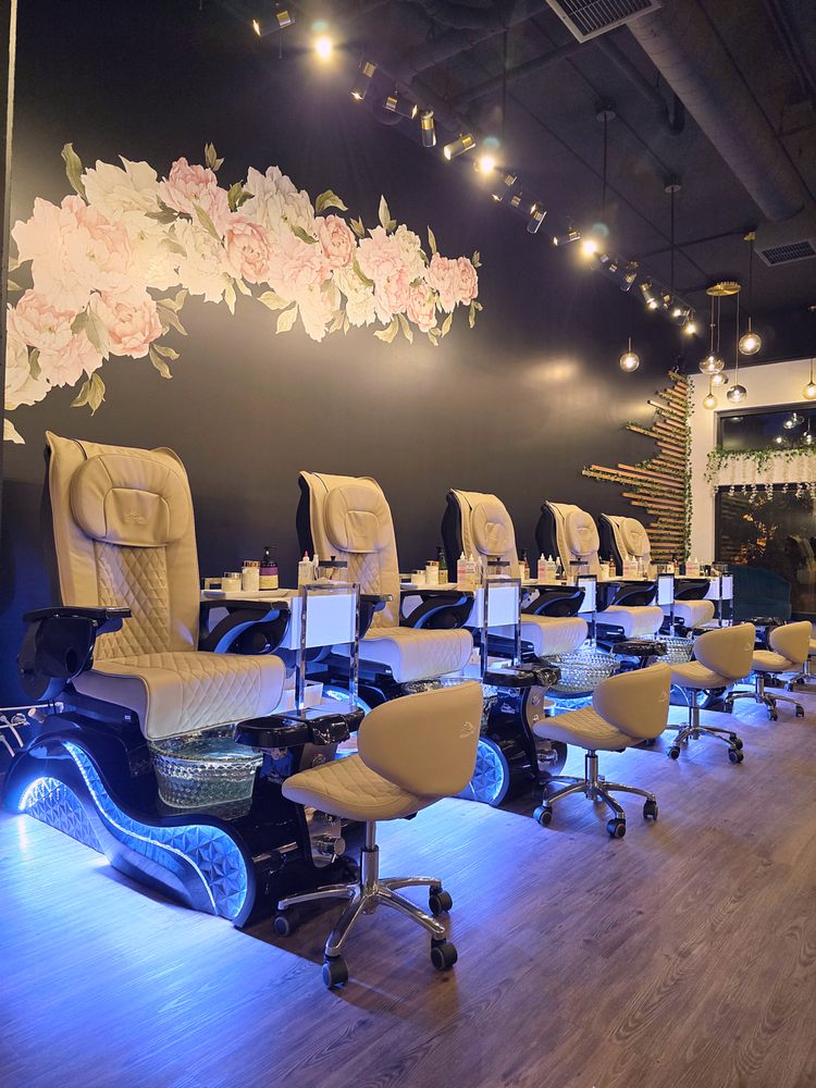 ULTRA VIOLET - Updated December 2025 - 16 Photos & 10 Reviews - 930 W ...