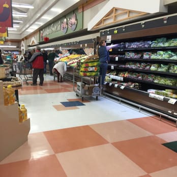 SCOTT AIR FORCE COMMISSARY - Updated January 2026 - 11 Photos & 16 ...