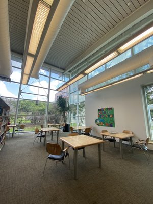 MCGOVERN STELLA LINK NEIGHBORHOOD LIBRARY - Updated October 2025 - 74 ...