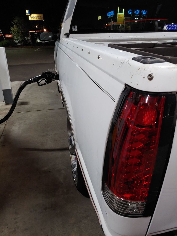 SHELL - 10 Photos & 16 Reviews - 3510 Fair Oaks Blvd, Sacramento ...