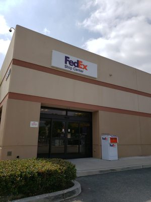 FEDEX SHIP CENTER - Updated December 2025 - 45 Photos & 172 Reviews ...