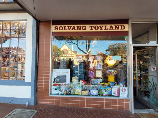 SOLVANG TOYLAND - Updated January 2026 - 23 Photos & 36 Reviews - 1664 ...