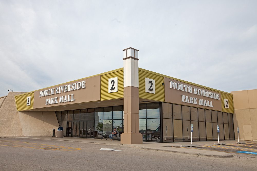 NORTH RIVERSIDE PARK MALL - Updated April 2025 - 124 Photos & 84 ...