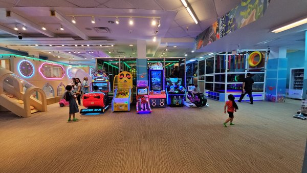 JUMPITY BUMPITY - Updated November 2025 - 46 Photos & 20 Reviews - 1 Stoneridge Mall Rd ...