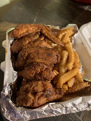 2 PEACHES - Updated September 2025 - 17 Reviews - 431 W 18th St ...