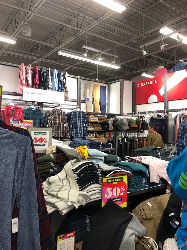 OLD NAVY OUTLET - Updated August 2025 - 10 Photos & 14 Reviews - 200 ...