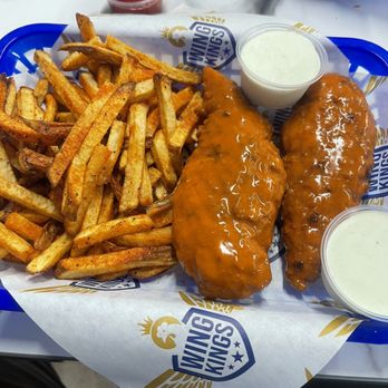WING KINGS - Updated July 2024 - 33 Photos & 29 Reviews - 2836 E Indian ...