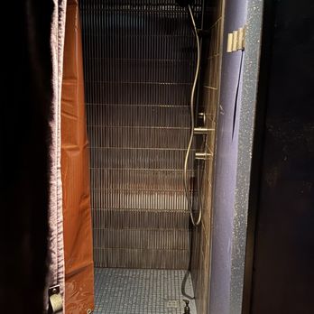 JAYBIRD STUDIO - Updated January 2026 - 776 Kingsway, Vancouver ...