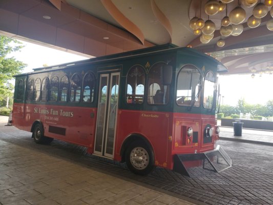 ST LOUIS FUN TOURS - 11 Photos & 45 Reviews - 999 N 2nd, Saint Louis ...