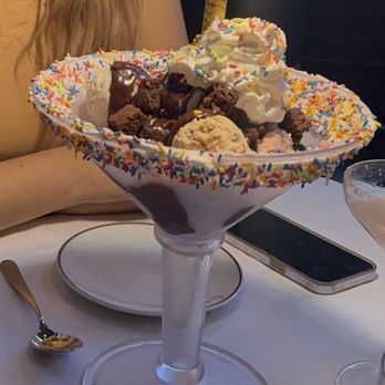 CRAIG’S - Updated August 2024 - 1272 Photos & 1317 Reviews - 8826 ...