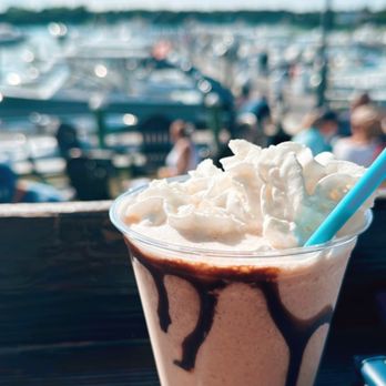 SUMMER SHANTY - Updated July 2024 - 145 Photos & 242 Reviews - 140 Main ...